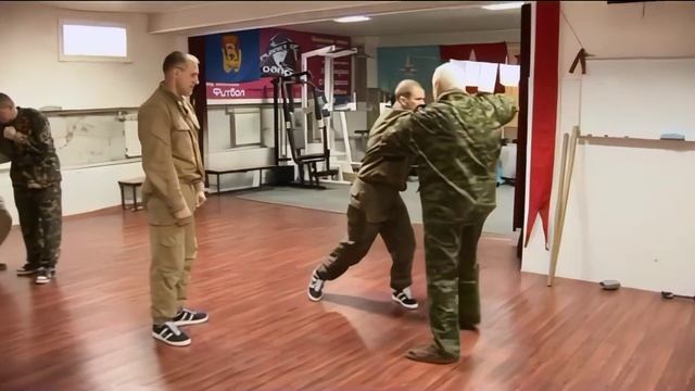 Алексей Алексеевич Кадочников "Работа против нескольких противников". Часть 5Б