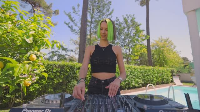 Miss Monique - MiMo Weekly Podcast 039 @_Live_@