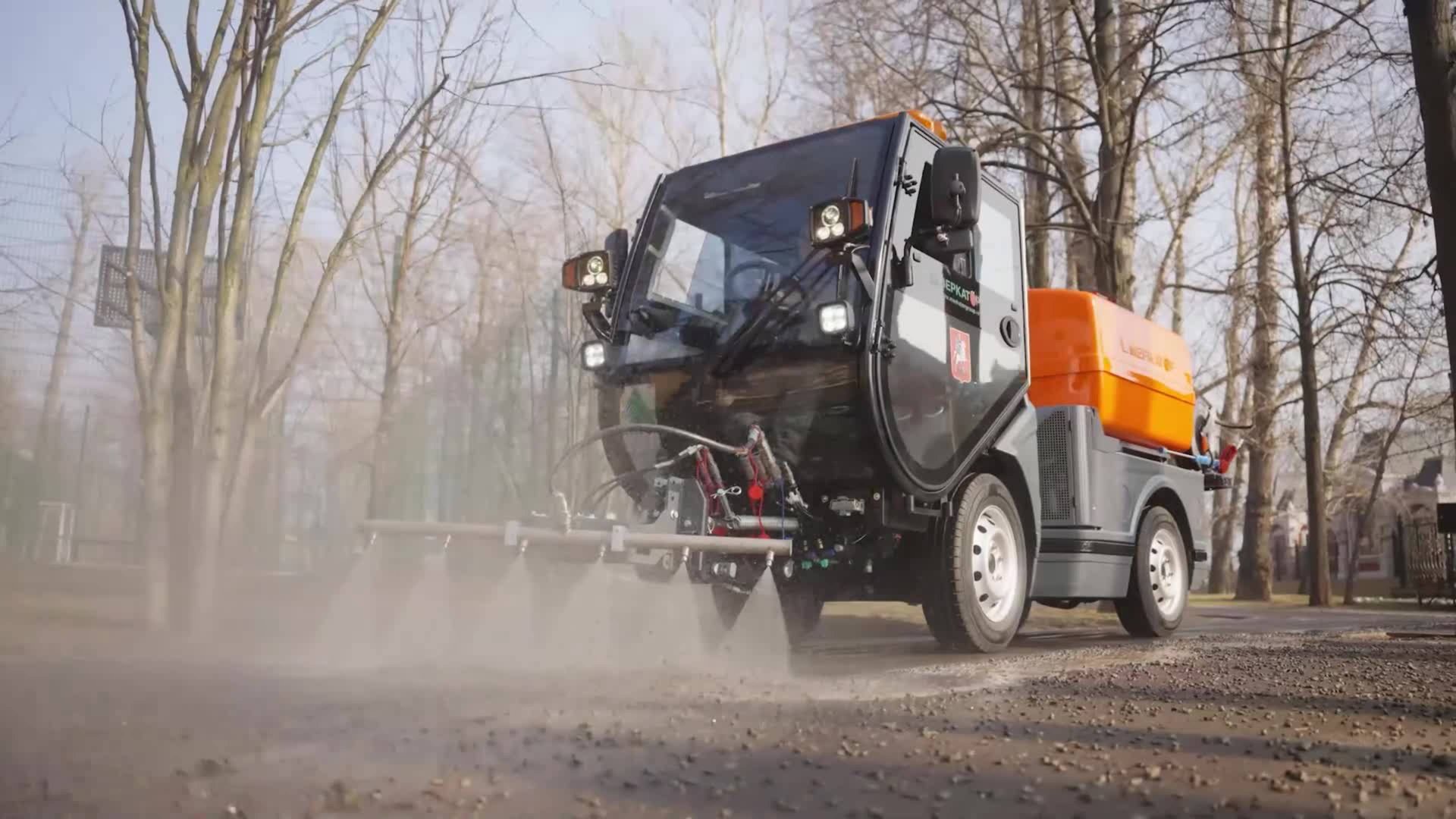 Самоходная подметально-вакуумная машина Меркатор ВКМ 1500