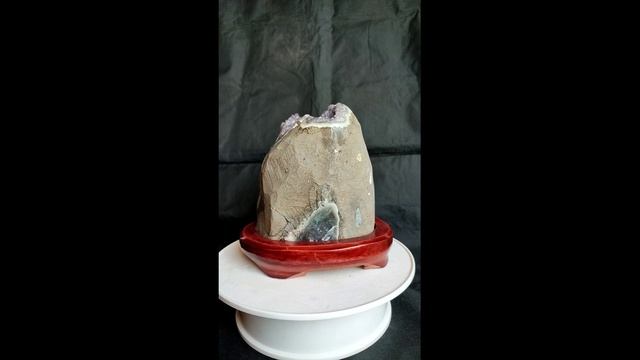 Аметист на подставке 11x12x15 см