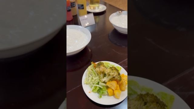 Шведский стол в санатории Ленина