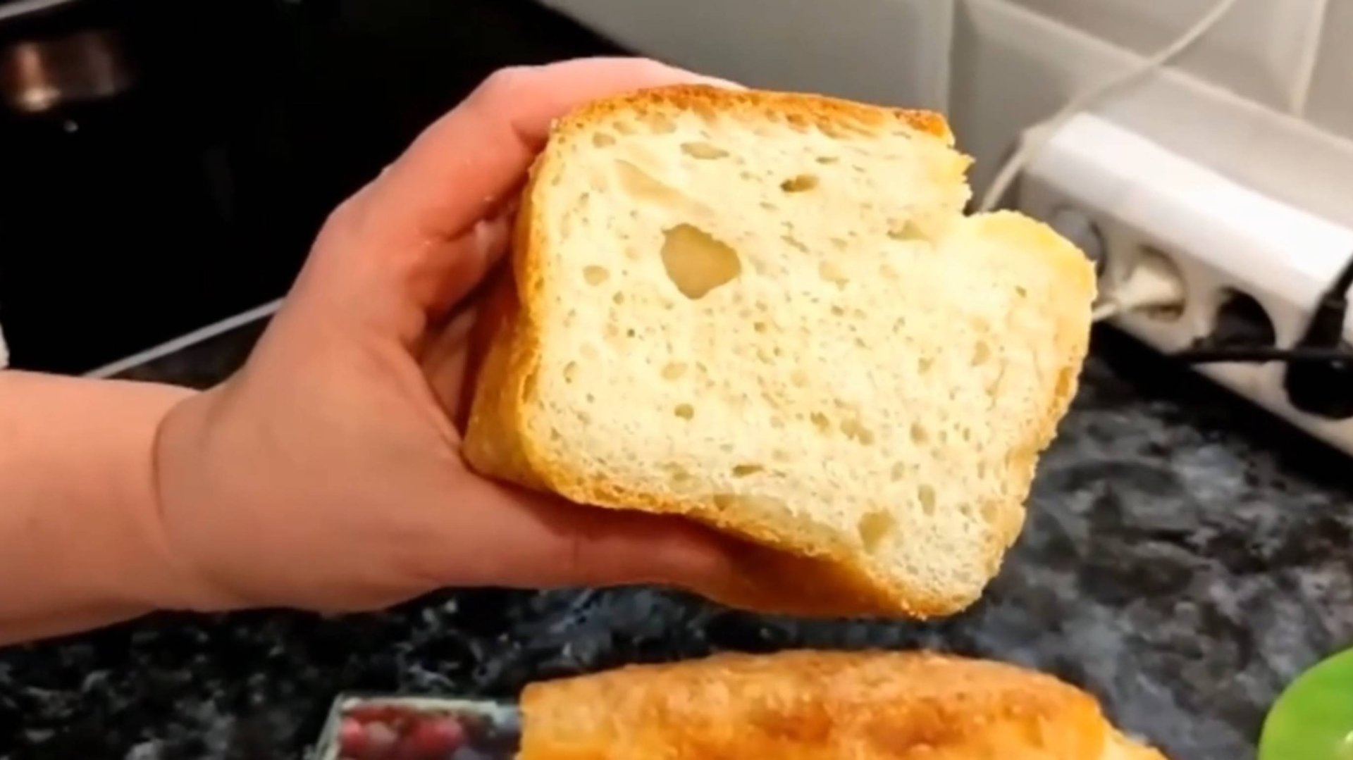 Самый легкий и вкусный рецепт домашнего хлеба