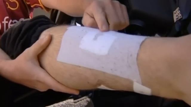 New Zealand man survives shark attack by fighting back and then goes for a beer