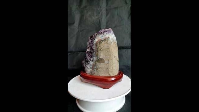 Аметист на подставке 9x12x17 см
