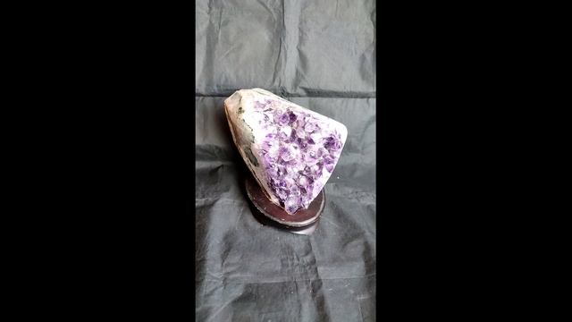 Аметист на подставке 9x18x8 см