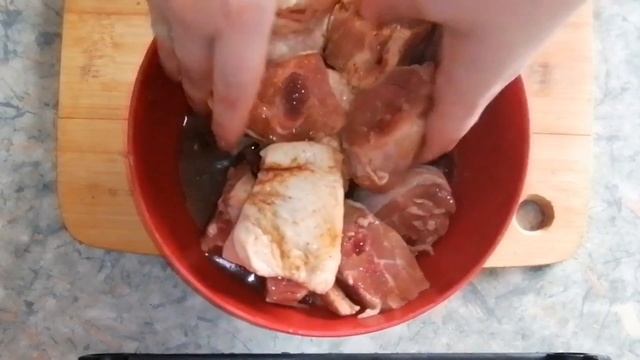 Простой обед_ перловка с курицей и овощами. Добавим ноты изысканности вина и блюдо заиграет по-новом