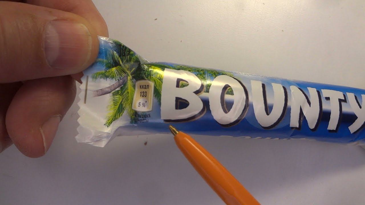 Взял на пробу Батончик Конфета Bounty с Нежной Мякотью Кокоса Покрытая Молочным Шоколадом