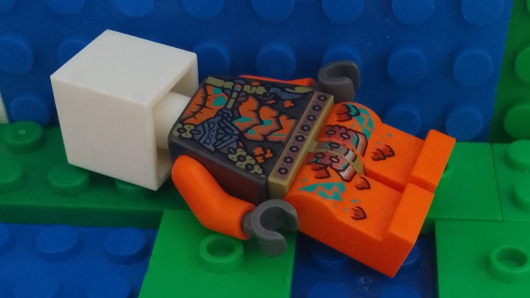 кас, я улетаю на вэбэшку, с помощью TNT