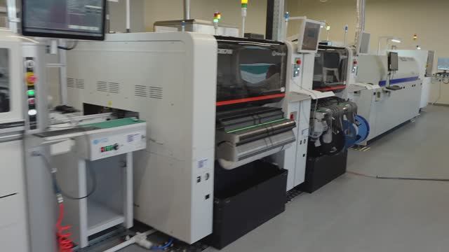 ЭКСАРА: роботизированная линия монтажа электронных компонентов