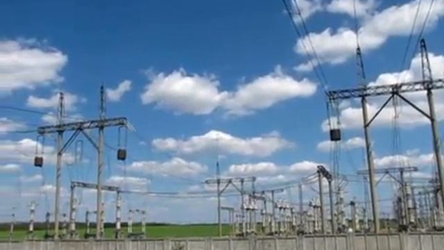 Мощная подстанция 750кВ