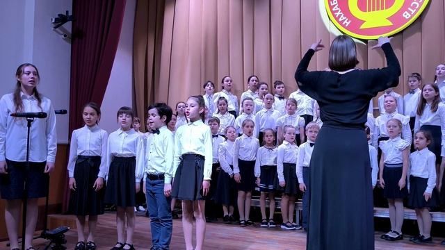 1.2. Г. Струве, сл. Л. Кондрашенко - «Матерям погибших героев». Исполняет сводный хор 2-4 классов.