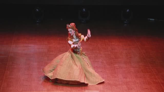 Fenix 2025. Игра "Ведьмак 3: Дикая Охота - Кровь и Вино". Grantaire. Персонаж Анна-Генриетта.