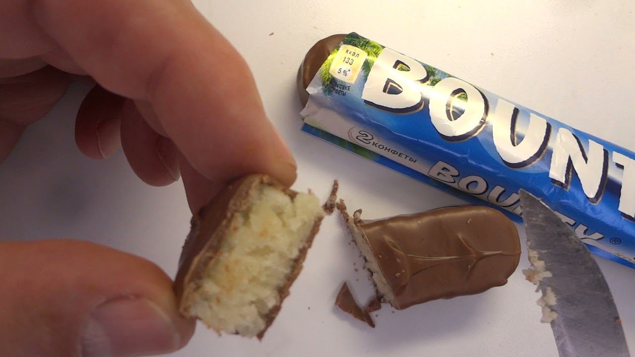 Взял на пробу Конфету Bounty с Нежной Мякотью Кокоса Покрытая Молочным Шоколадом