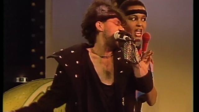 Sabado Domingo - Hey Hi Dee Ho