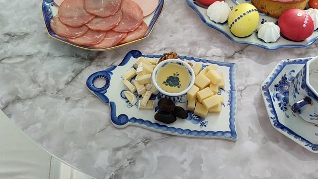 Праздничный стол в кафе "У Светланы" 🪺 Христос воскресе!