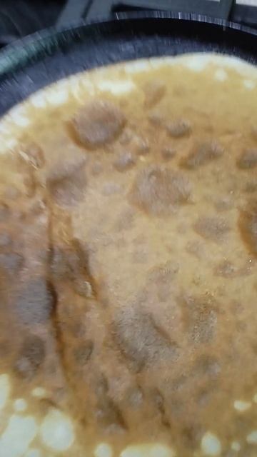 Печём тонкие блинчики