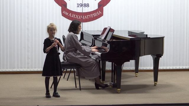 С. Прокофьев. Марш
К.М. Вебер "Виваче"