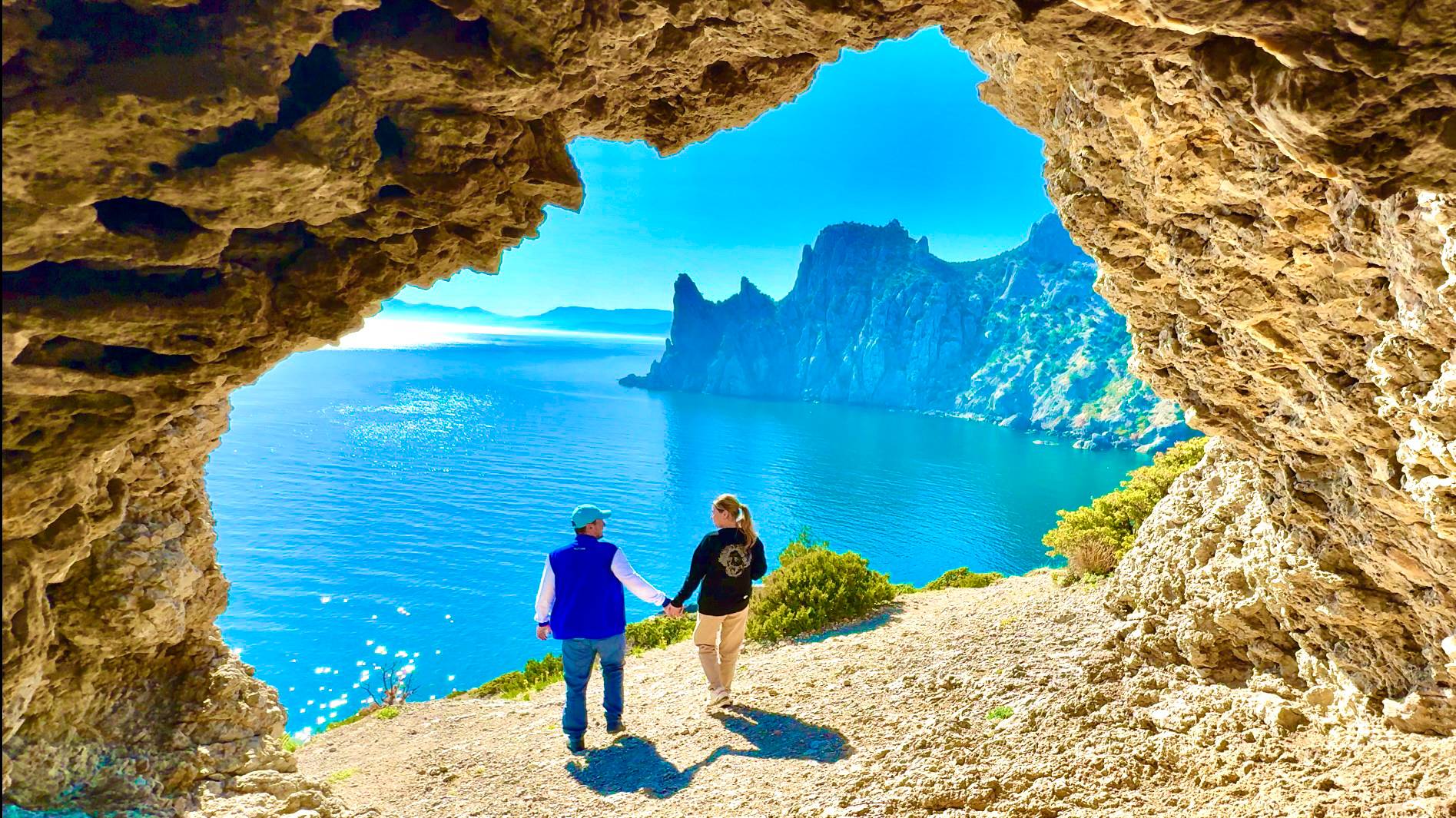 Крым. Сгоняли в РАЙ! Безмятежный Новый Свет. Можжевеловая роща и роскошный мыс Капчик сегодня 2025