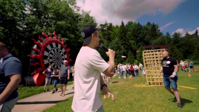 Ведущий Никита Бедретдинов. Спортивный тимбилдинг