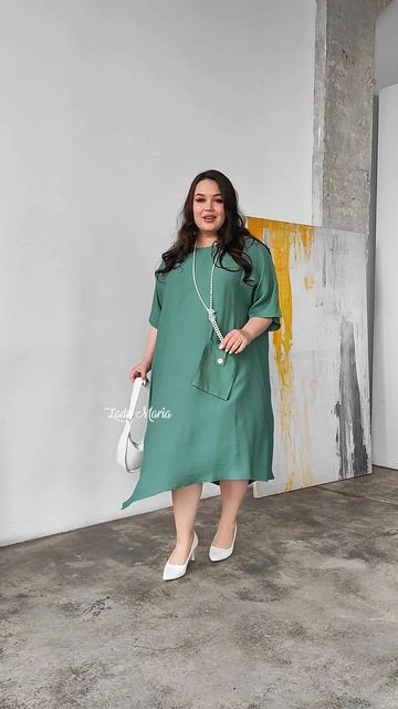 Платье свободный крой с косым карманом с пуговками