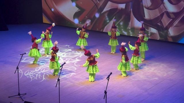 "Коктем би", школа казахского танца «Арнау» рук. Самал Ахметова