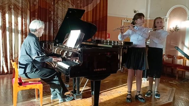 Ансамбль флейтистов,10-12 лет,МБУДО ДМШ № 1 г. Пензы
А.Бызов "Казаки в Берлине"