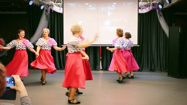 Настя Дорофеева - "Александра" - из кинофильма " Москва слезам не верит"