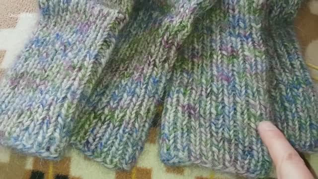 Вяжу носки бабушкиным способом.mp4