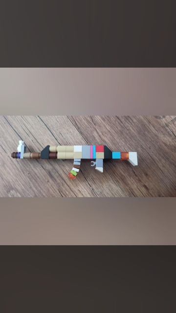 собрал ак 47 из лего