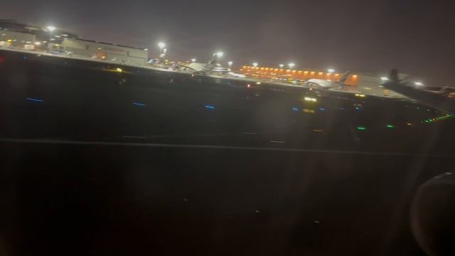 Рёв двигателей на взлете из Дубая на борту Аэрофлота
AFL527, DXB-SVO, RA-73785 (Airbus A330-300)