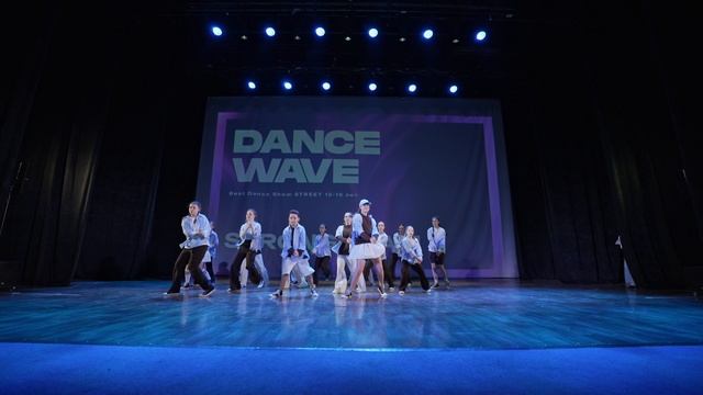 3. Strong Team  —  В моменте