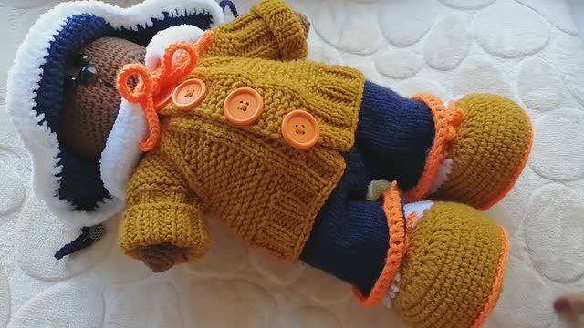 Обзор вязаной игрушки медвежонка тильда