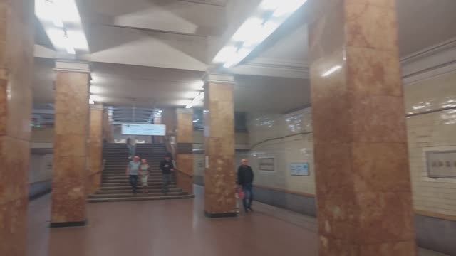 Метро "Арбатская" / Москва / 🚇