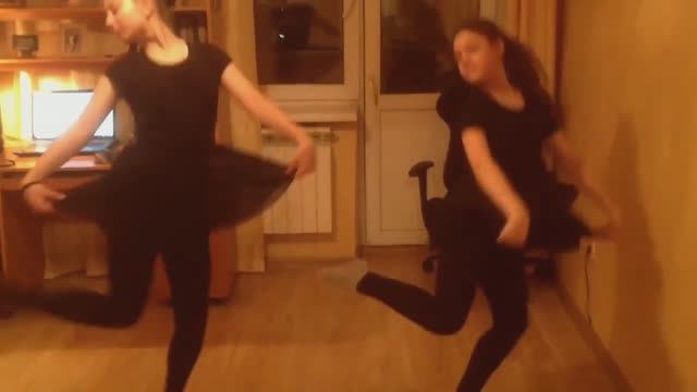 ПОЛИНА АЗАЛИЯ -ДОМАШНИЕ ТАНЦЫ