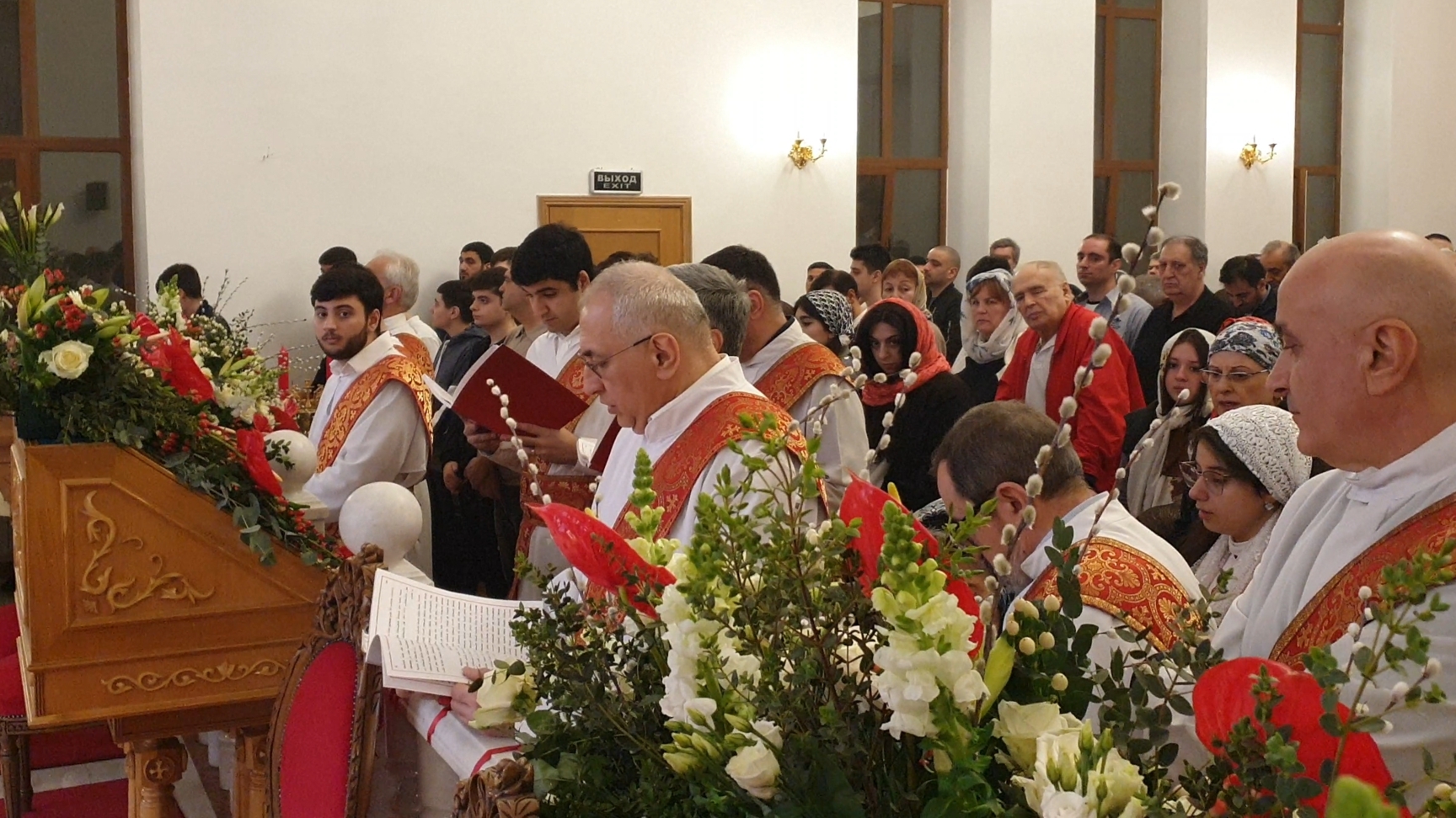 Пасхальная служба в Ассирийской Церкви Востока Святой Девы Марии в Москве 🎊🙌🙏🏼 2025