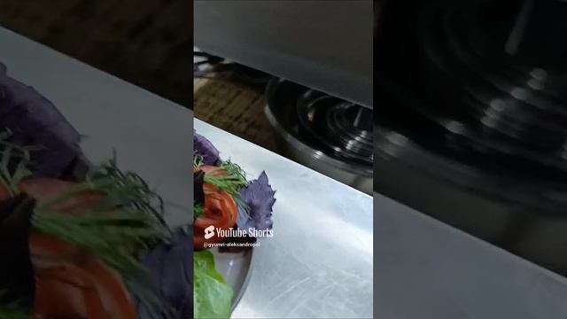 Чалахач с начинкой из симфонии Бетховена _Ода к радости_. Ресторан _Джем_._ #gyumri #гюмри