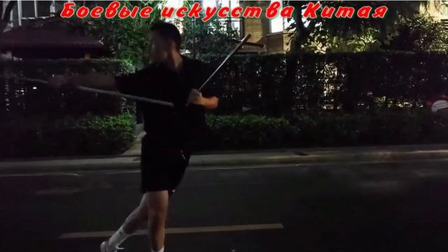 Мастер боевых предлагает тренироваться и тренироваться, не говоря ни слова
