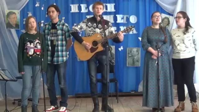 18 Люди идут по свету - Живой звук