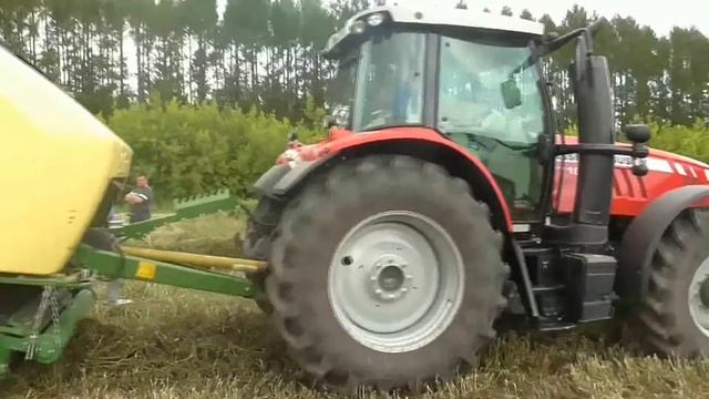 Valtra T194, MF 7718, KRONE - Демопоказ 2019 (1 часть)
