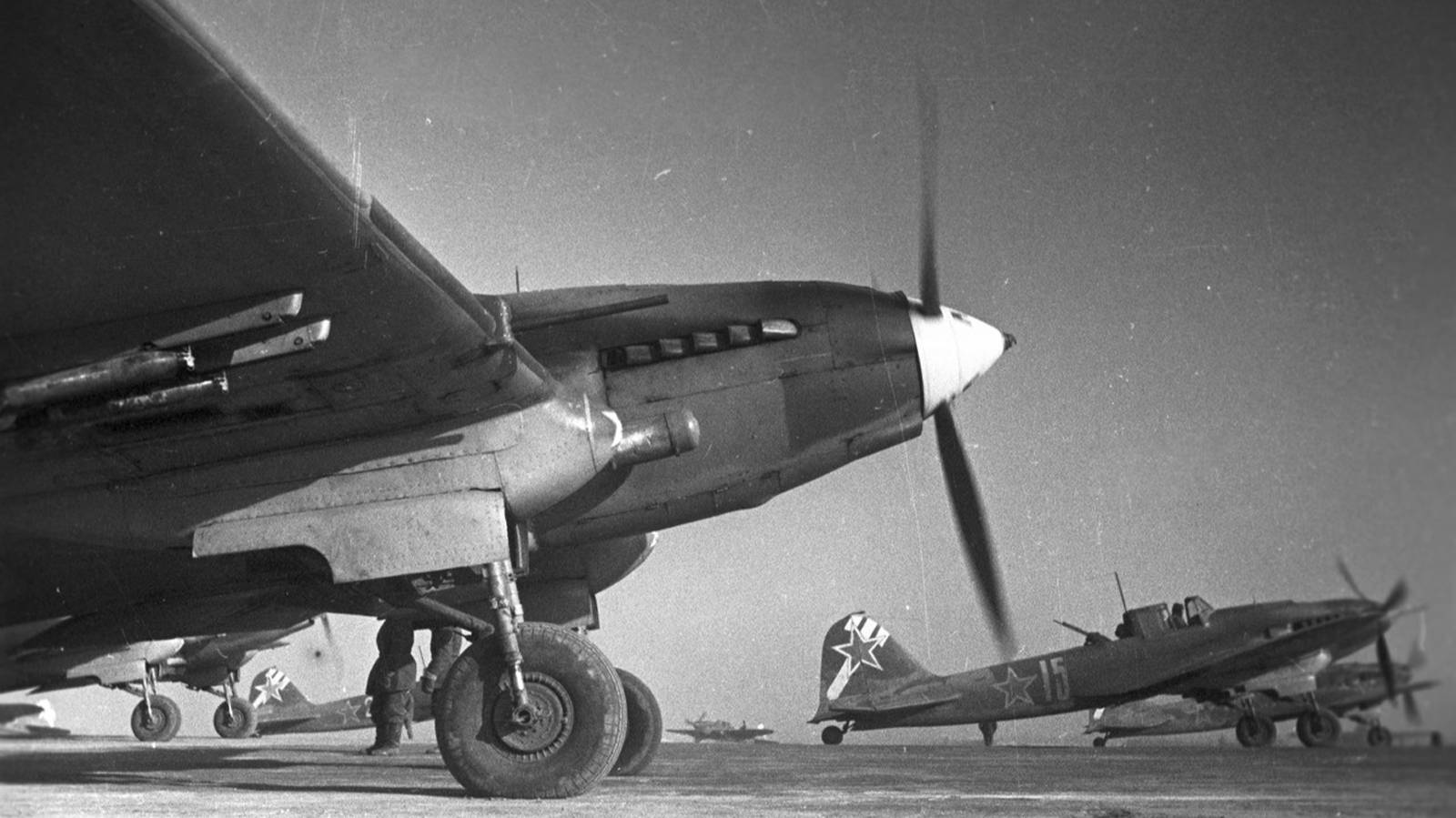 Пётр Клюев ("Они сражались за Родину" - к 80-летию Победы, рассказывает С. Гусев)