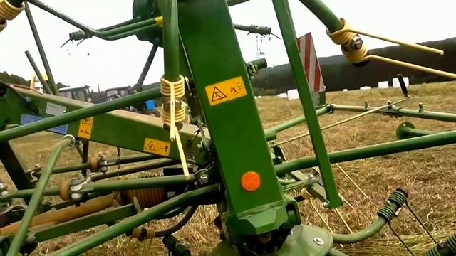 MF 6713, Valtra A95, KRONE - Демопоказ 2019 год  (2 часть)