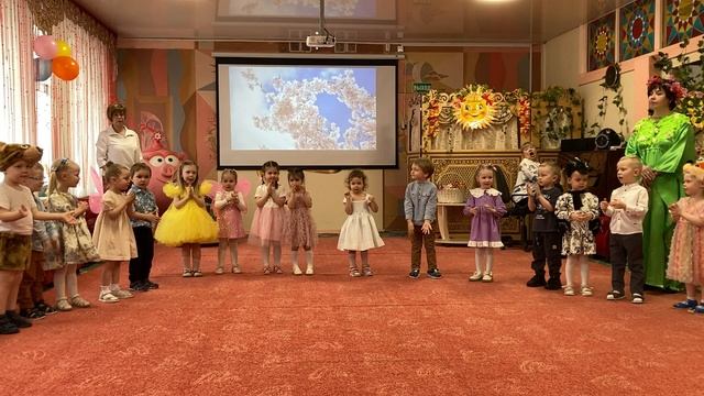 Песня "Звонко капают капели". Группа №11 "Почемучки"