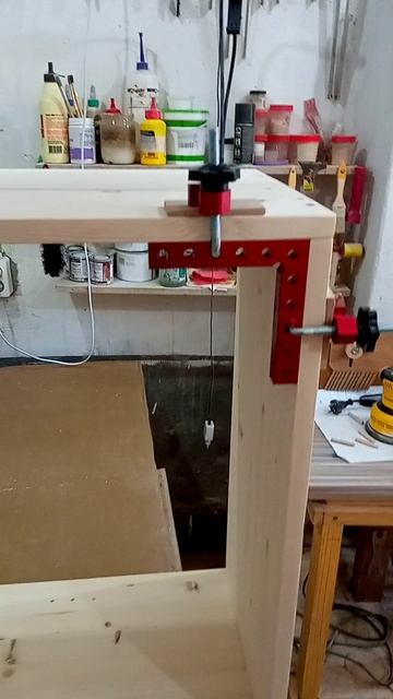 Струбцины угловые в корпусной мебели