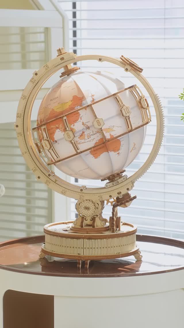 Деревянный конструктор "Светящийся Глобус" ST003 от ROKR - 180 деталей, 4-5 часов сборки.