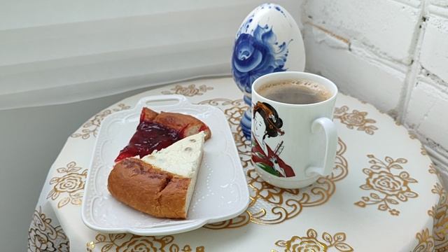 Доброе свежее утро в кафе "У Светланы" 👋 Сегодня балуемся ватрушками 😋