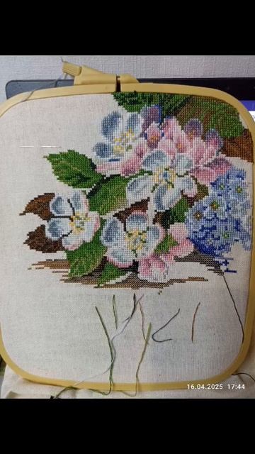 продвижение вышивки в апреле Гортензия 200×132×18838×  прогресс 49.12%