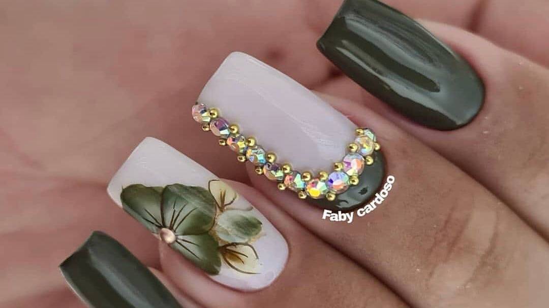 ВАУ маникюр