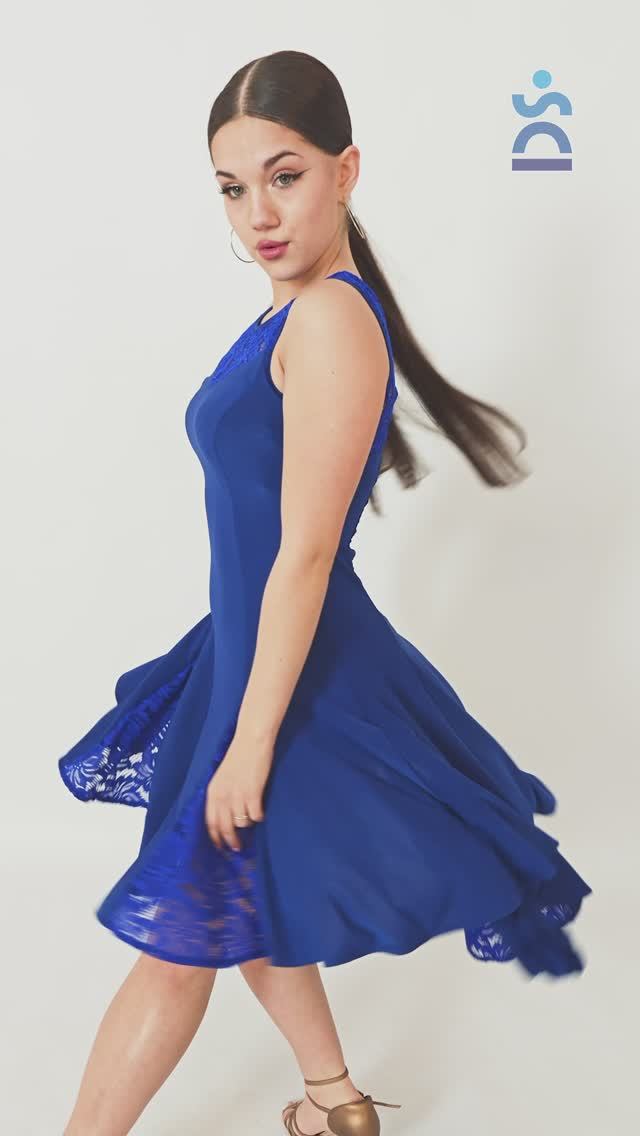 Как играть платьем)