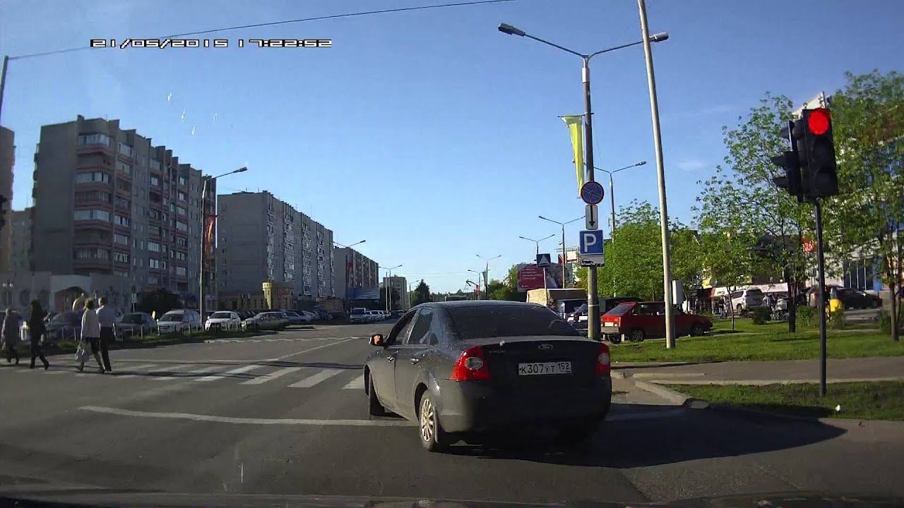 Проехала на красный