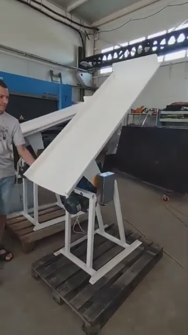 Мешкоопрокидыватель электрический, демонстрация работы (производство - ПАЛЕРОМ г.Волгоград)